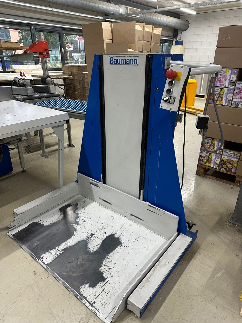 Used Baumann NUP 650 paper stack lift | PressCity