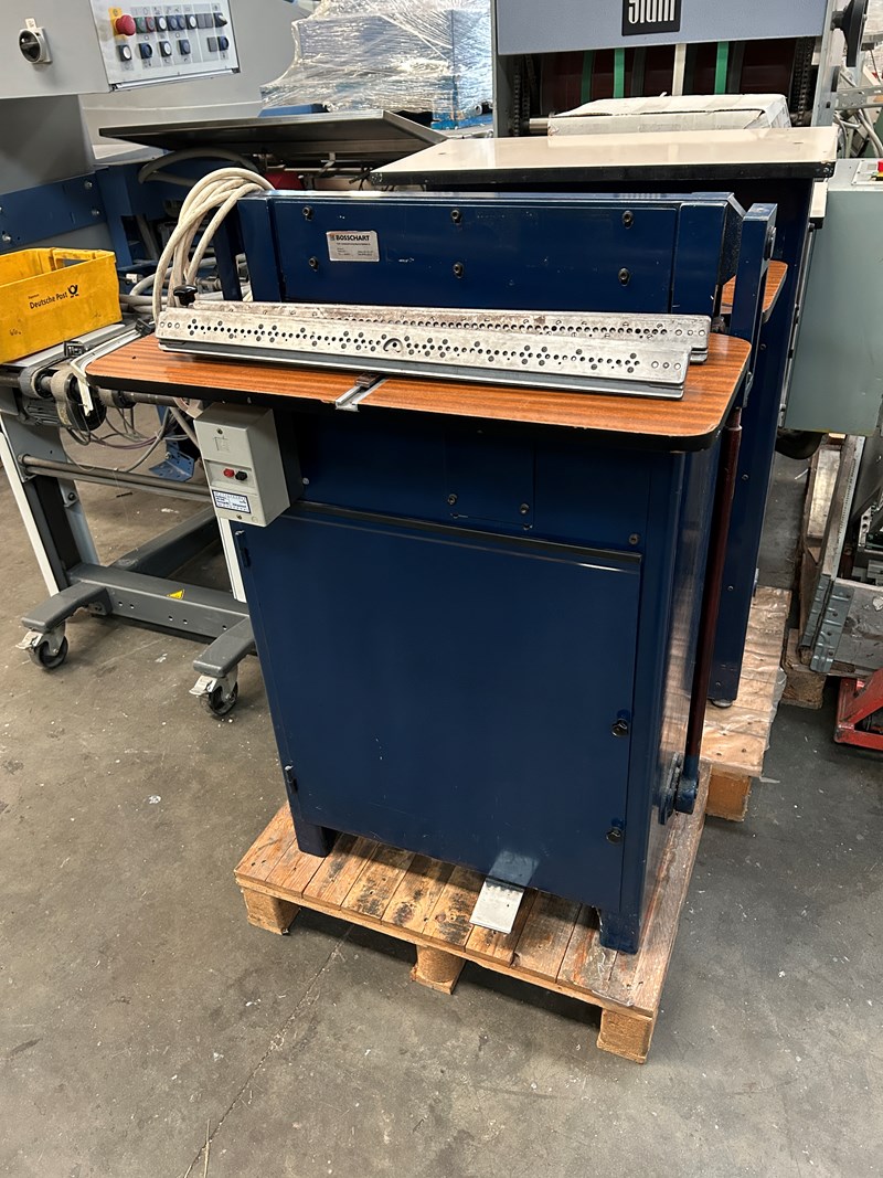 Usado James Burn Wire-O punching unit year 1986 | PressCity