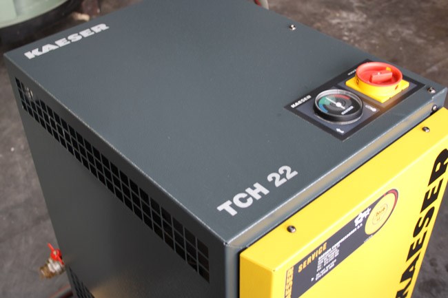 Used Kaeser SK25 / TCH22 compressed air installation year 2011 | PressCity