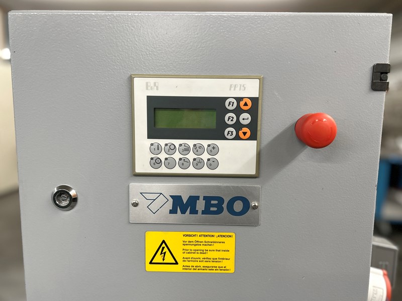 Used MBO Z2 knife folding unit year 2008 | PressCity