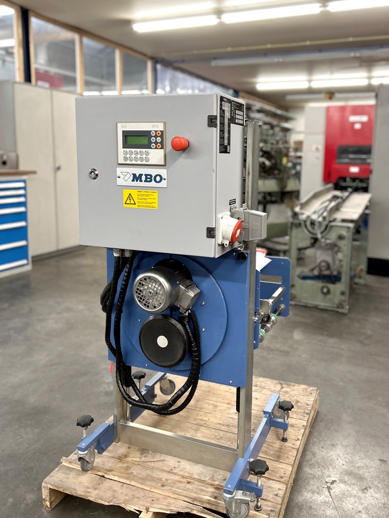 Used MBO Z2 knife folding unit year 2008 | PressCity