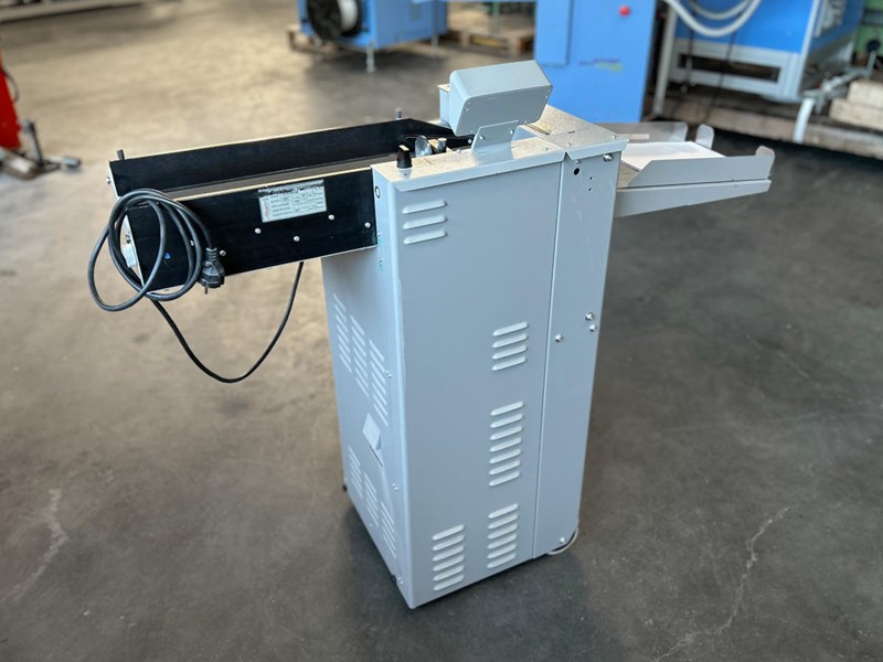 Used Morgana Autocreaser 33 creasing machine | PressCity