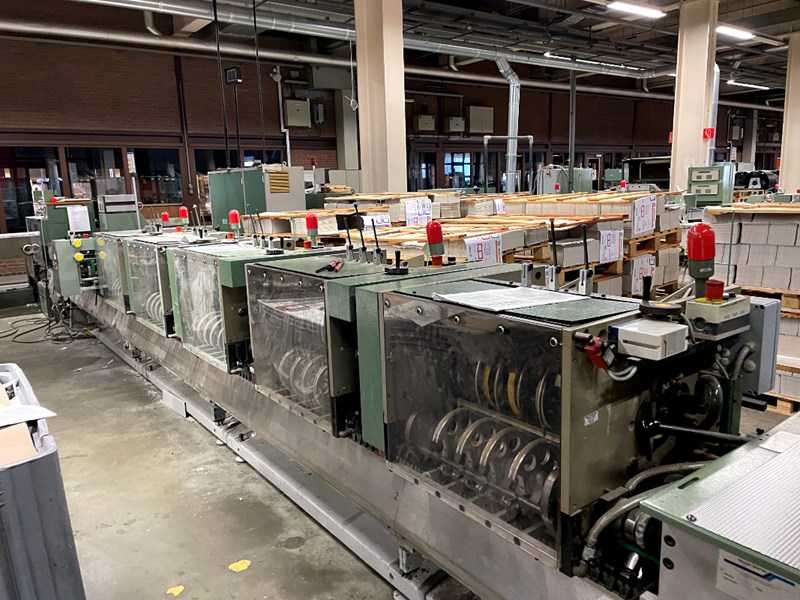 Used Müller Martini 300 saddle stitcher year 2002 | PressCity
