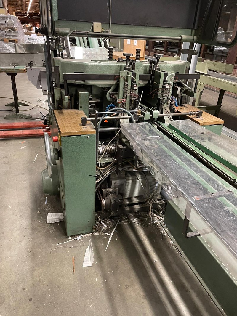 Used Müller Martini 300 saddle stitcher year 2002 | PressCity