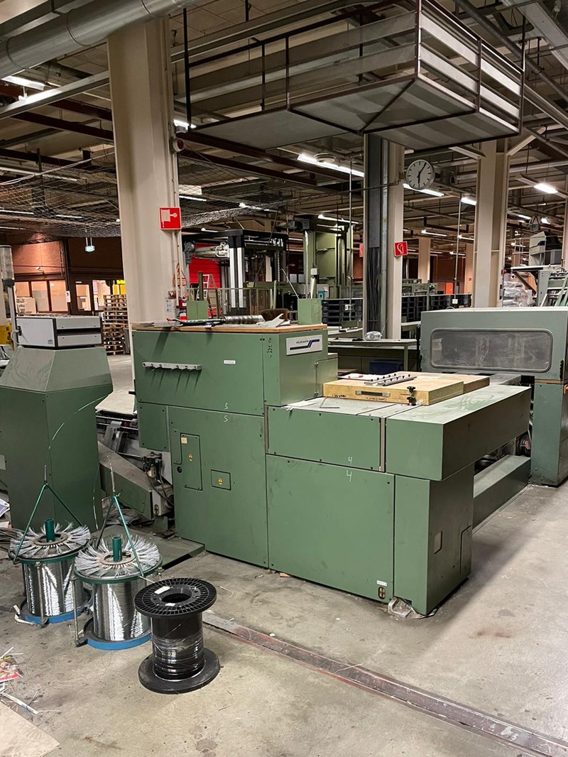 Used Müller Martini 300 saddle stitcher year 2002 | PressCity