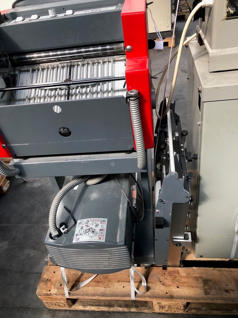 Utilisé Multigraf Eurofold 235 folding machine year 2005 | PressCity