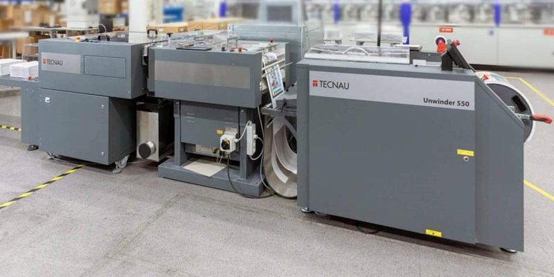 Used Tecnau unwinding, cutting and stacking system (roll- and off-line ...
