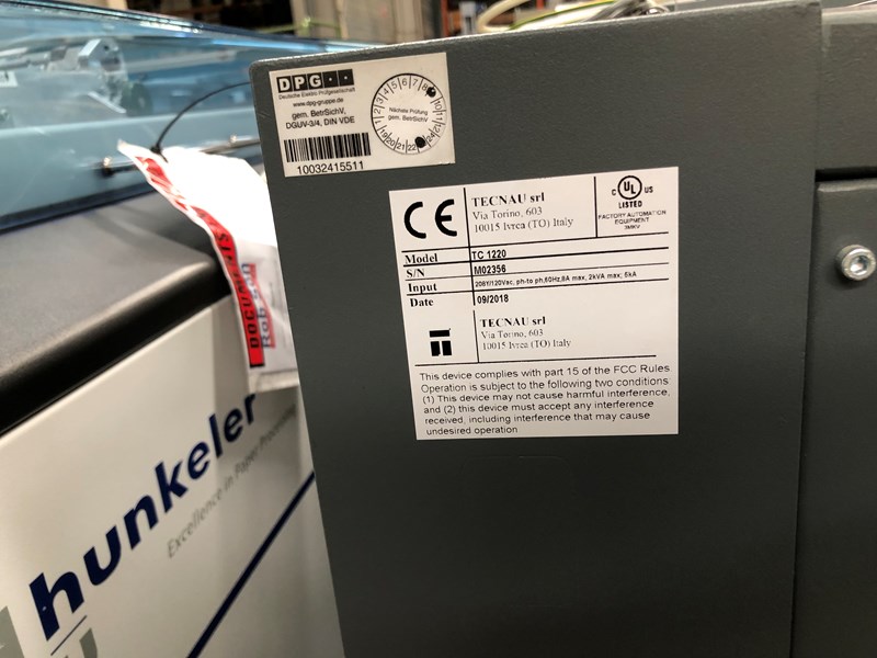 Used Tecnau unwinding, cutting and stacking system (roll- and off-line ...