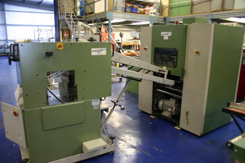 Used Muller Martini Uno Stacker year 2007 | PressCity