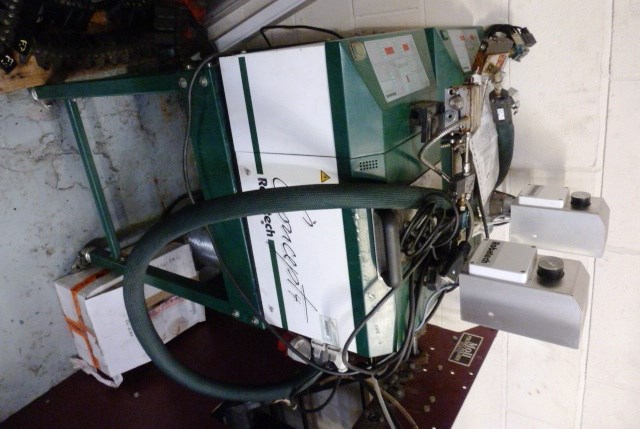 Used ROBATECH Concept 4 Glue Tank year 2000 | PressCity