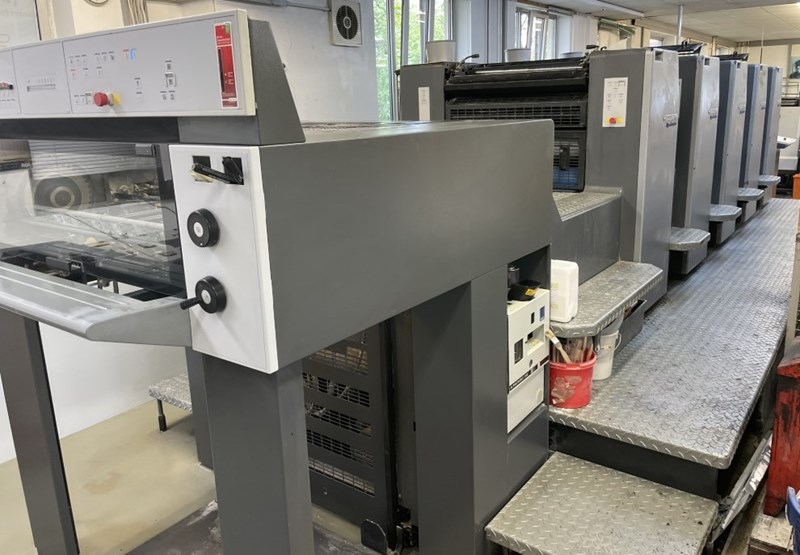 5 color Used Heidelberg Speedmaster 74 5H year 2001 | PressCity