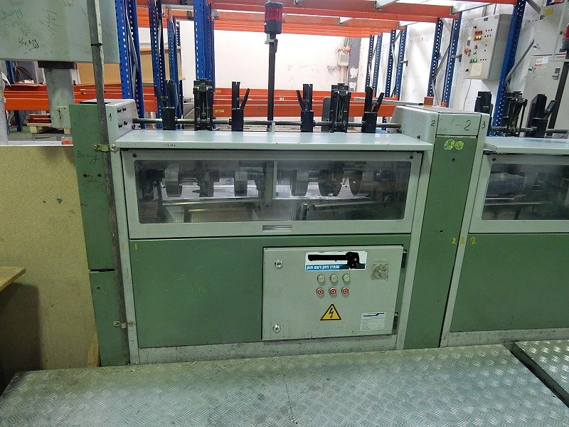 Used 22 stations collating machine year 1997 | PressCity