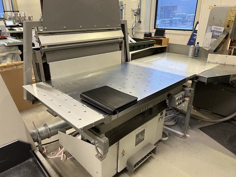 Used Polar RA-4 year 2002 | PressCity