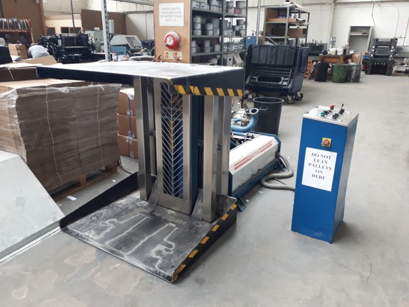 Used 2001 ROTEK PILE TURNER year 2001 | PressCity