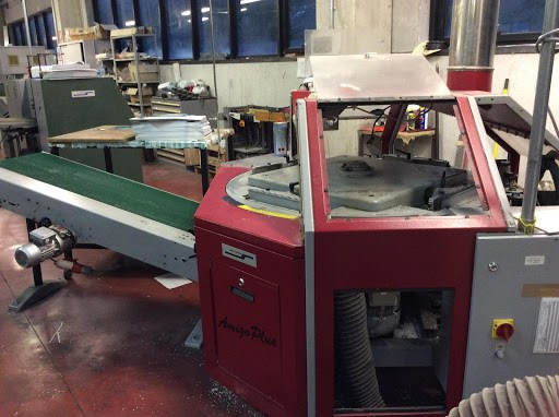 Used Müller-Martini Amigo Plus year 2003 | PressCity