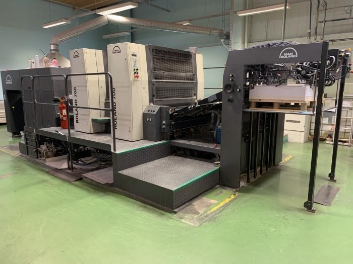 2 color Used MAN Roland R702P year 2005 | PressCity