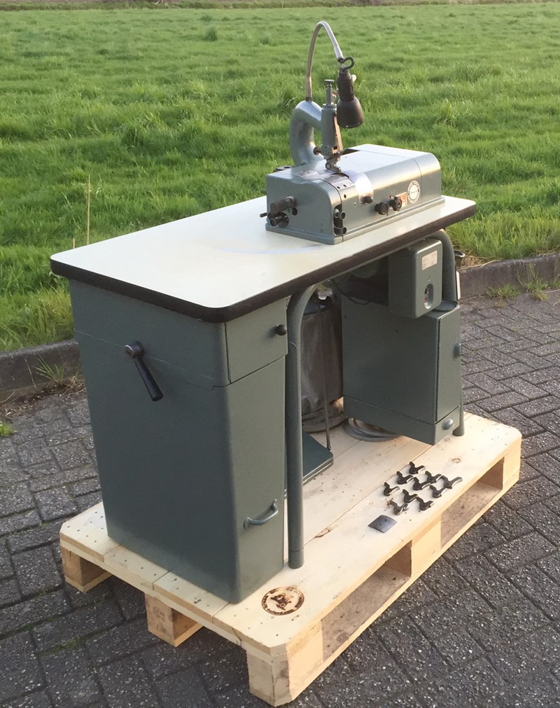 Used Fortuna 50-PU-AG leather skiving machine year 1970 | PressCity