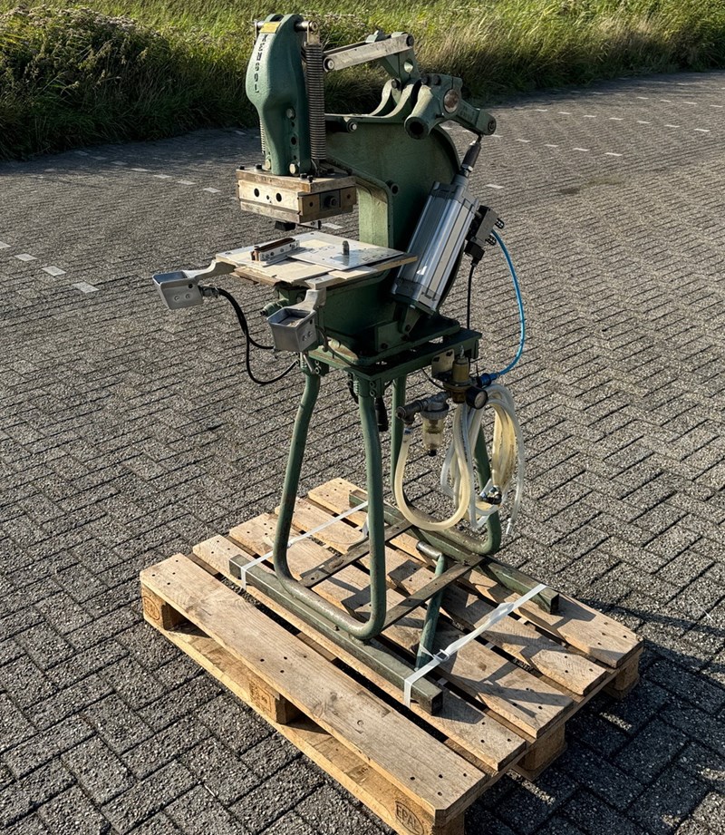 Used Kensol K36T year 1970 | PressCity