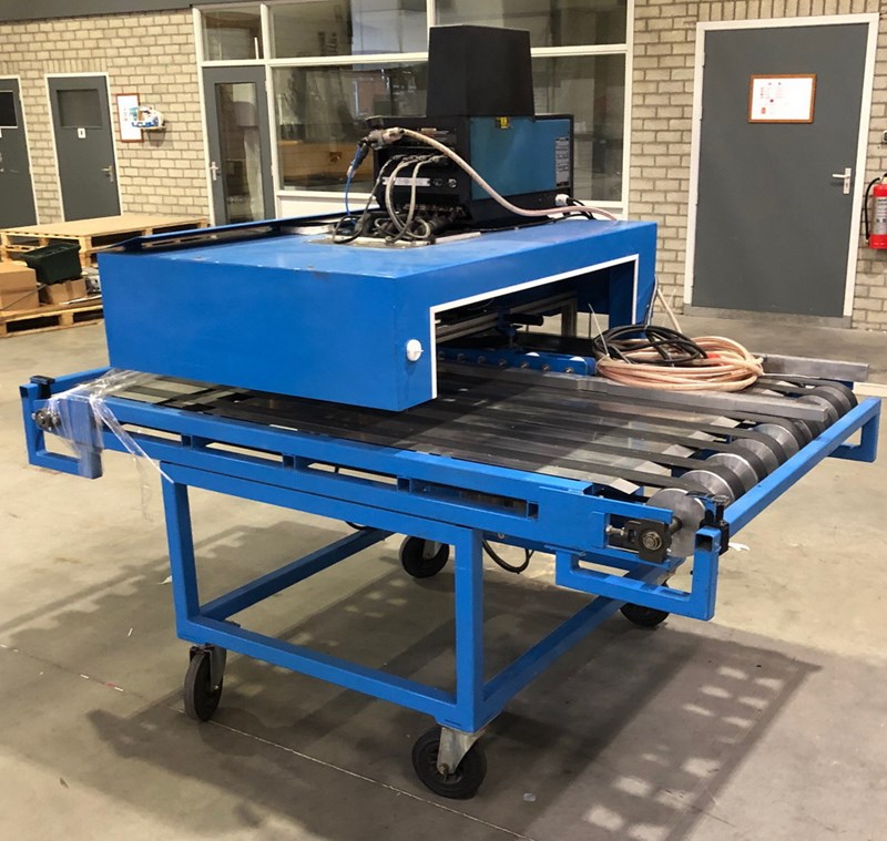 Used Nordson Hotmelt gluer 4x straight line year 1998 | PressCity