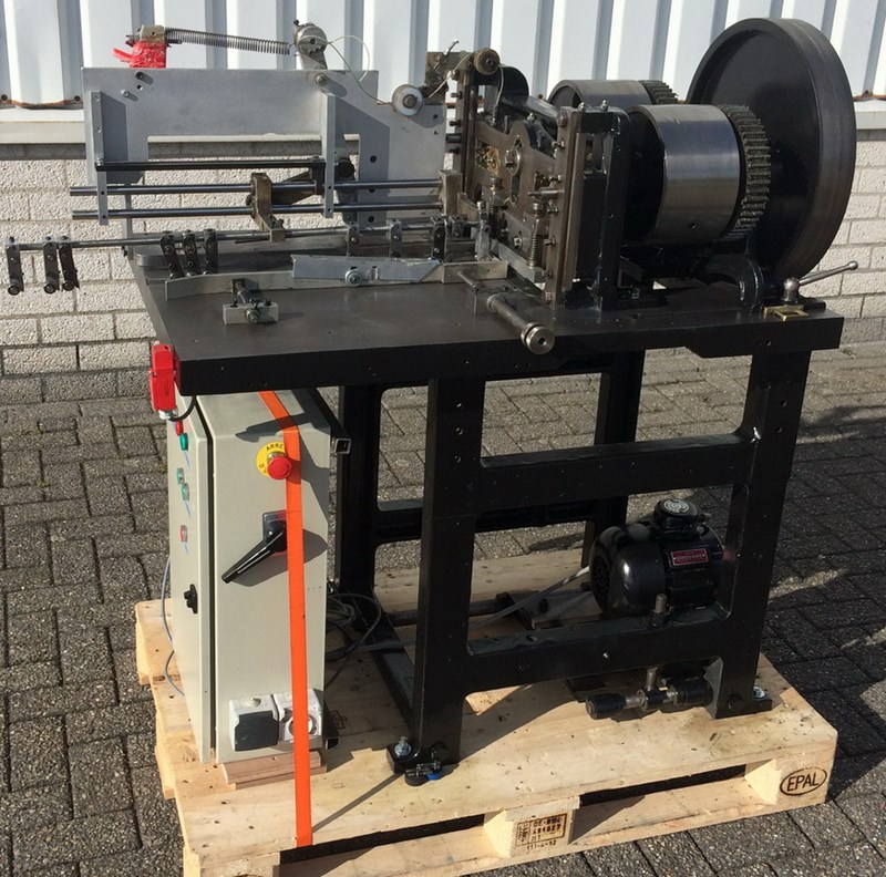 Used Victory Kidder Book chopper Guillotine year 1950 | PressCity