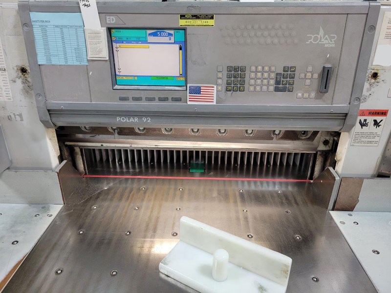 Used 1998 Polar 92 ED Paper Cutter year 1998 | PressCity