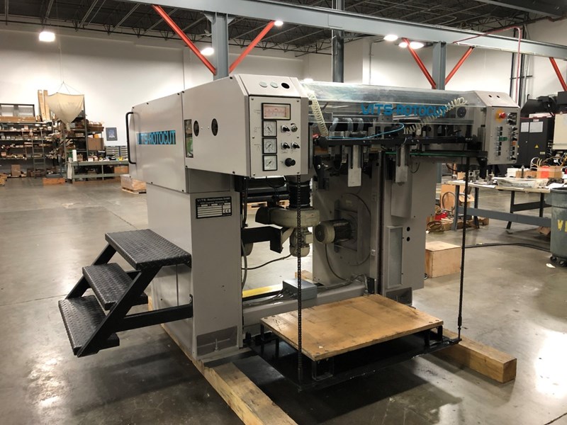 Used VITS QRO paper sheeter year 1995 | PressCity