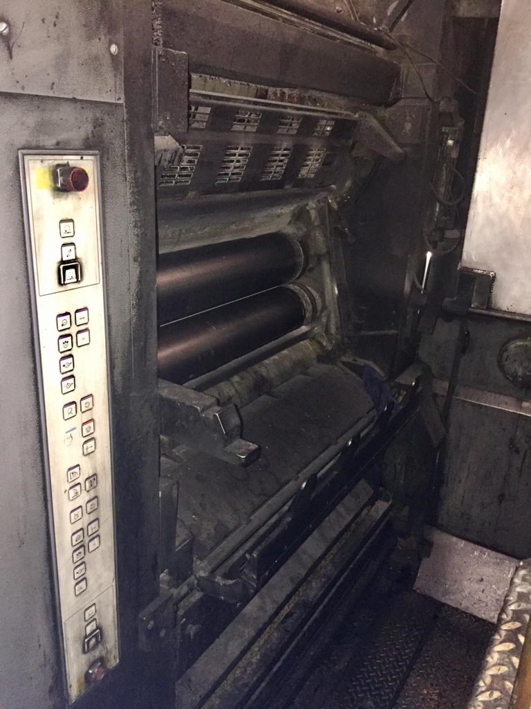 Used Heidelberg M600 5 Units; 22 3/4" Cutoff - JF44 Folder 1 Web Press ...
