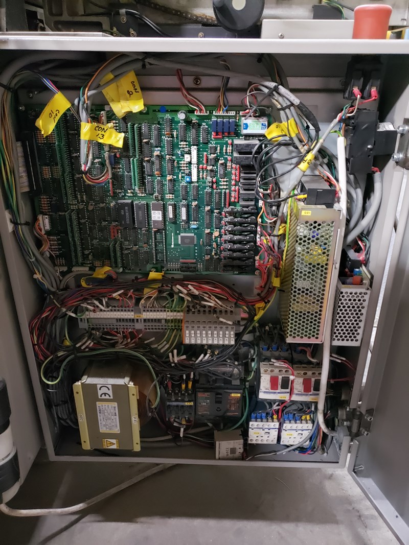 Used Horizon HT 70 Three Knife Trimmer | PressCity