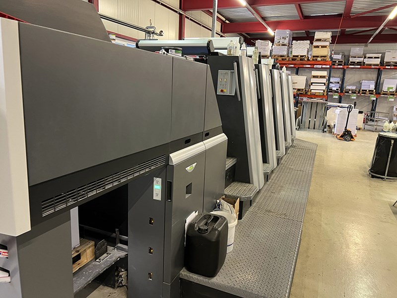 5 color Used Heidelberg Speedmaster XL 75 - 5 LE-UV year 2014 with UV ...