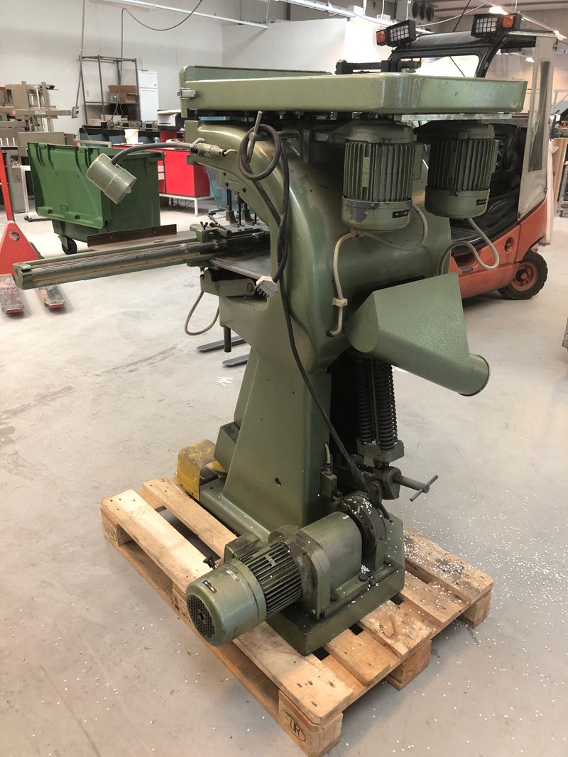 Used Hang 106 DTK 4 4-head drilling machine | PressCity