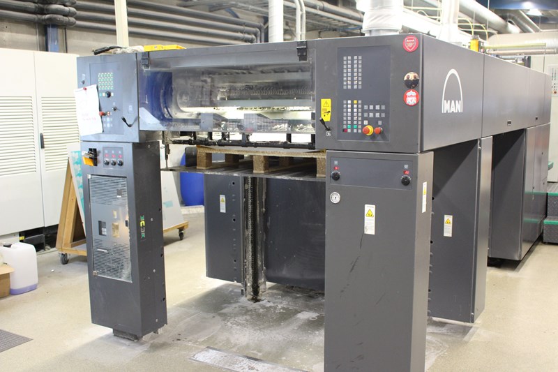 4 color Used Man-Roland 704 3B LV with Coater year 2006 | PressCity
