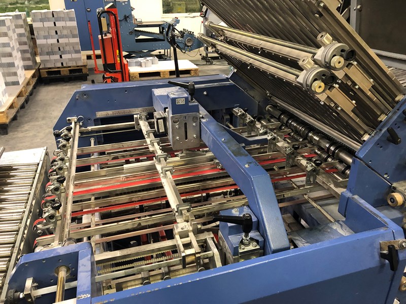 Used MBO K76/6 KL year 2004 | PressCity