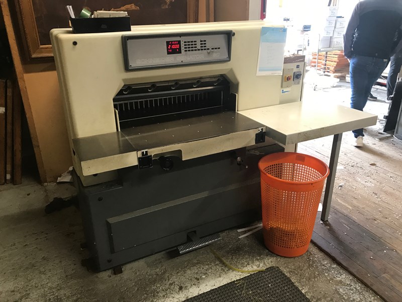 Used Schneider Senator 76 SC cutting machine year 1988 | PressCity