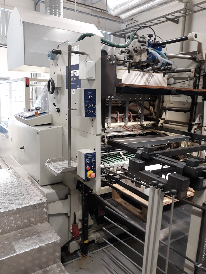 Used Victoria 104 Starfoil Proline Hotfoil year 2001 | PressCity