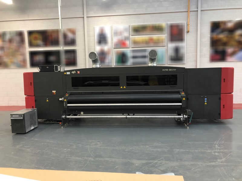 Used EFI Vutek GS3250R year 2011 | PressCity