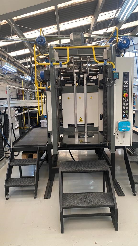 Used Emmeci MC92DB rigid box production line year 2017 | PressCity