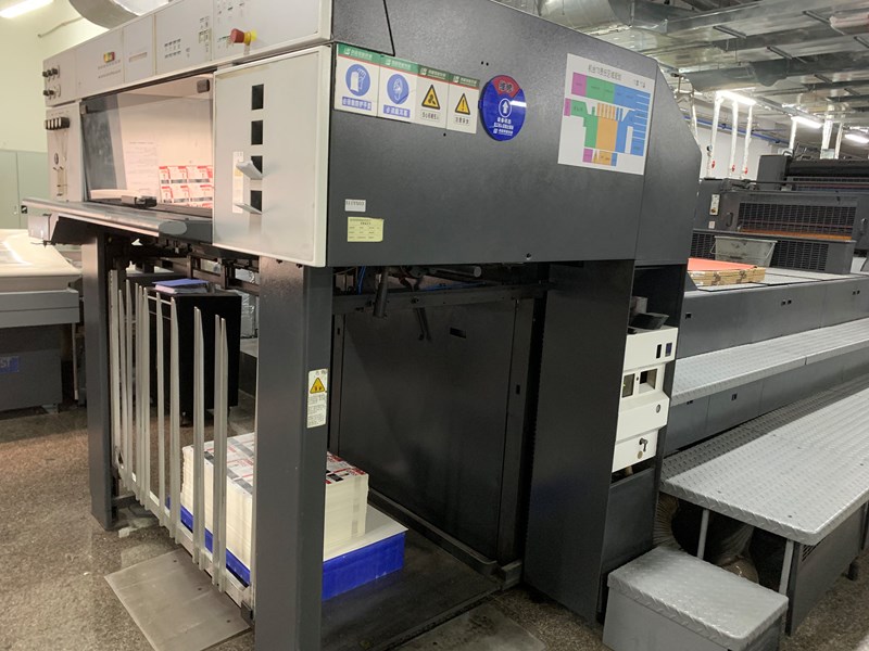 7 color Used Heidelberg Speedmaster CD102-7+L year 2004 with UV | PressCity