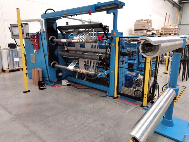 Used Double-shaft film slitter-rewinders Kampf StarSlit 14/06 year 2017 ...