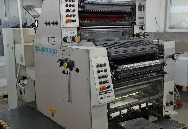 2 color Used Man Roland ROLAND 200 year 2000 | PressCity