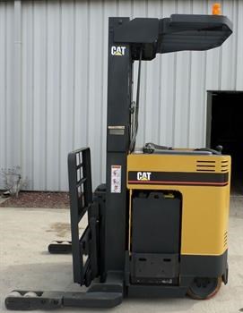 Used Caterpillar Fork Lift Mod. NRR30 | PressCity
