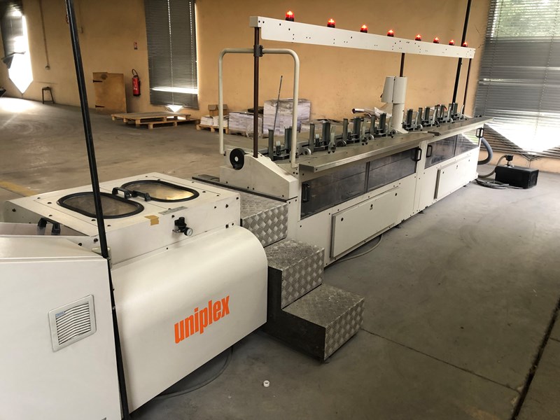 Used Meccanotecnica sewing line Uniplex year 2008 | PressCity