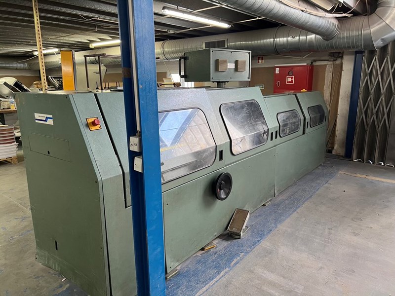 Used Müller Martini sewing machine Inventa 3212 year 1995 | PressCity