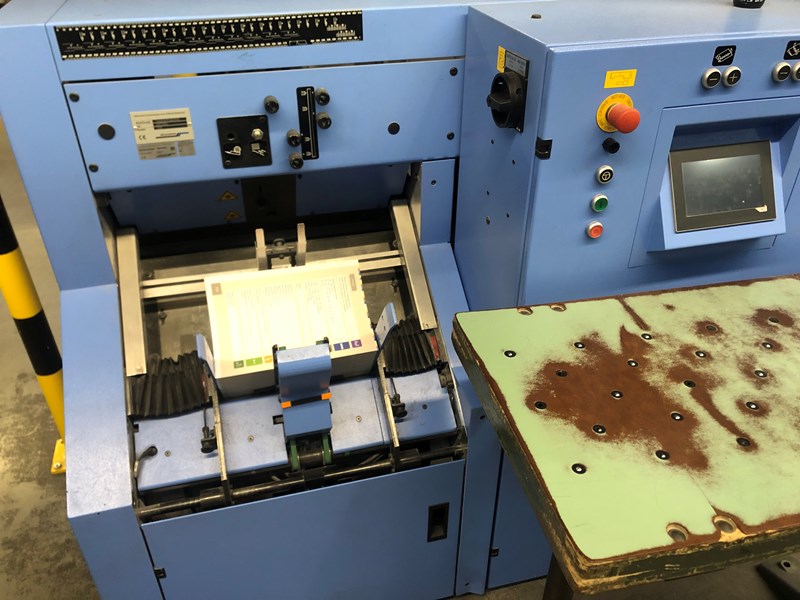 Used Müller Martini sewing machine Ventura MC year 2016 | PressCity