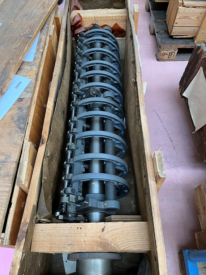 Used Pre-gripper shaft | PressCity