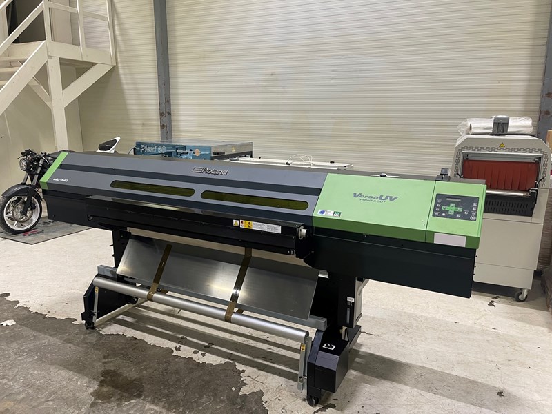 Used Roland VersaUV LEC-540 UV Printer / Cutter year 2016 | PressCity
