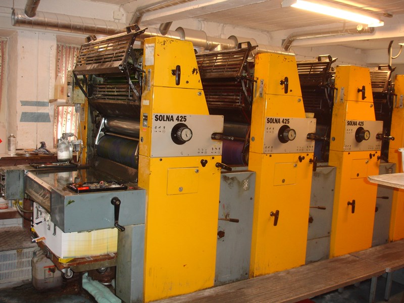 4 color Used Solna 425 year 1984 | PressCity