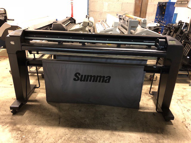 Used Summa S160 T-Serien vinyl and contour cutter | PressCity