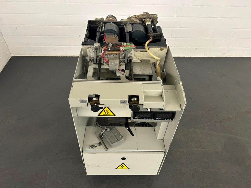 Usado KOLBUS KM 600 PUR Spine Gluing Unit / Rückenleimwerk - Ref. 50. ...