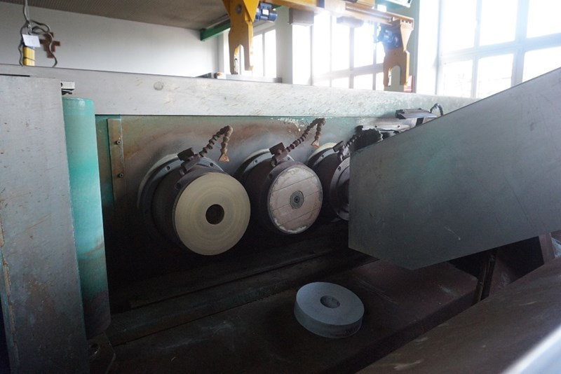 Used K. Walter 17A,7,30,000 Roll Polishing Machine year 2007 | PressCity