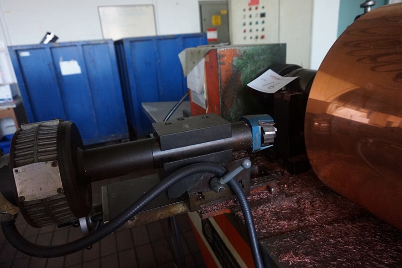 Used MDC-Max Dätwyler AG Polishmaster BL2600 Cylinder Milling Machine ...